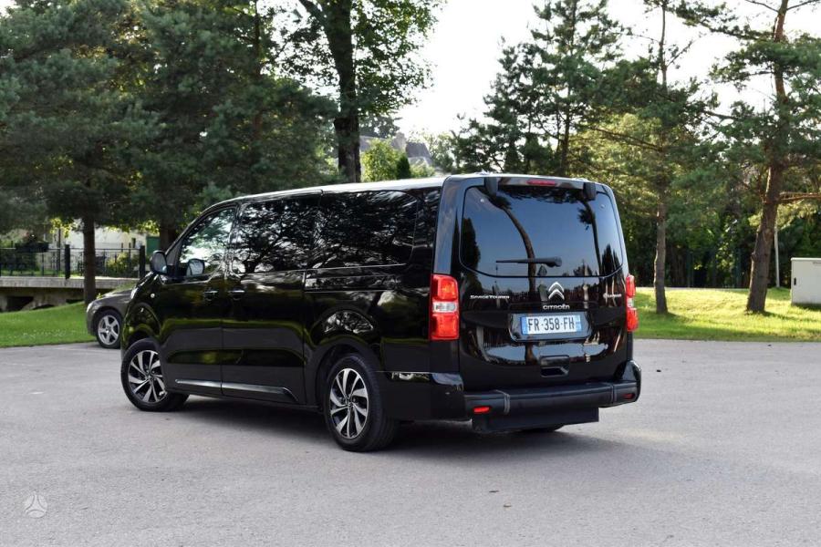 Melns Citroen space-tourer 2020 Tauragė, ar dzinēja tilpumu 2.00 L un nobraukumu 270 tūkst. km par 15700 €, foto 5 vietnē AUTOMOTO.COM.LV