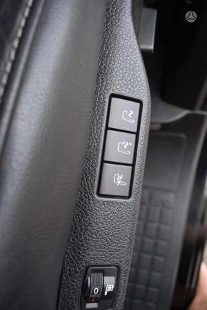 Melns Citroen space-tourer 2020 Tauragė, ar dzinēja tilpumu 2.00 L un nobraukumu 270 tūkst. km par 15700 €, foto 11 vietnē AUTOMOTO.COM.LV