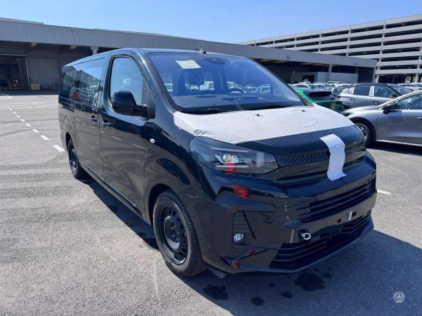 Black Citroen space-tourer 2026 in Plunge, with an engine capacity of 2.00 L and mileage of 0 thousand km for 26900 €, photo 3 on AUTOMOTO.COM.LV
