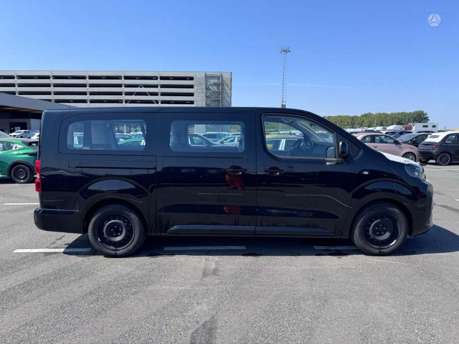 Black Citroen space-tourer 2026 in Plunge, with an engine capacity of 2.00 L and mileage of 0 thousand km for 26900 €, photo 10 on AUTOMOTO.COM.LV