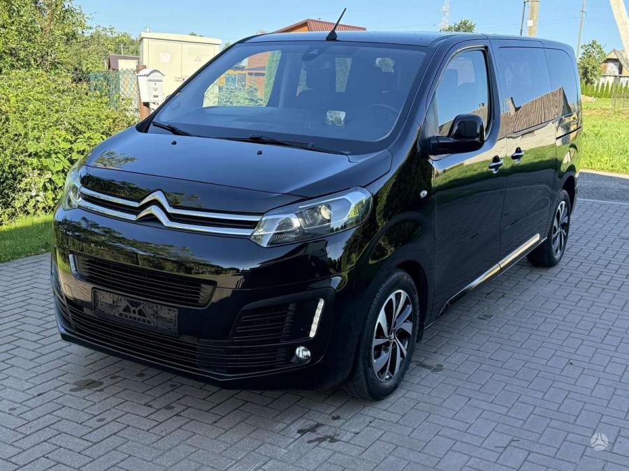 Black Citroen space-tourer 2016 in Kelme, with an engine capacity of 2.00 L and mileage of 187 thousand km for 16500 €, photo 5 on AUTOMOTO.COM.LV