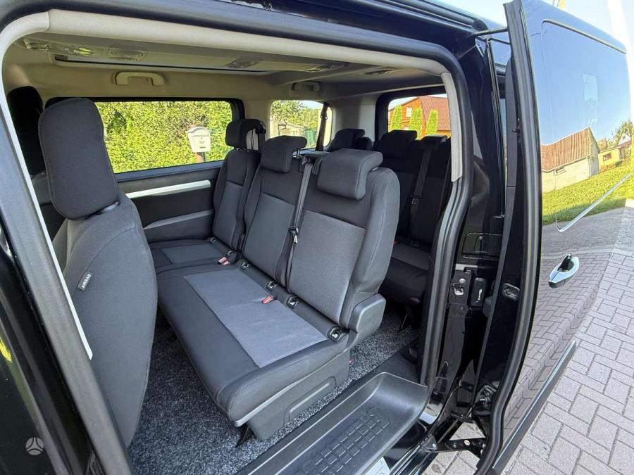 Black Citroen space-tourer 2016 in Kelme, with an engine capacity of 2.00 L and mileage of 187 thousand km for 16500 €, photo 10 on AUTOMOTO.COM.LV