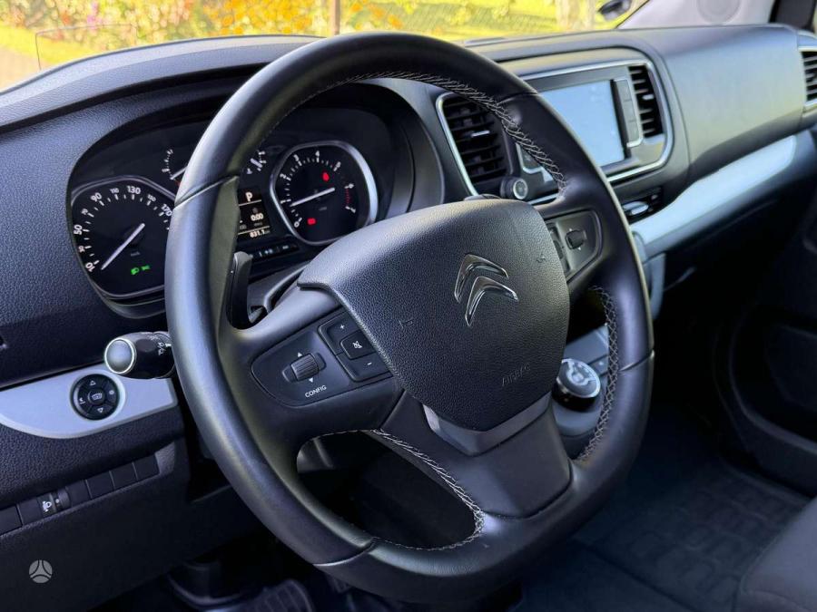 Black Citroen space-tourer 2016 in Kelme, with an engine capacity of 2.00 L and mileage of 187 thousand km for 16500 €, photo 12 on AUTOMOTO.COM.LV