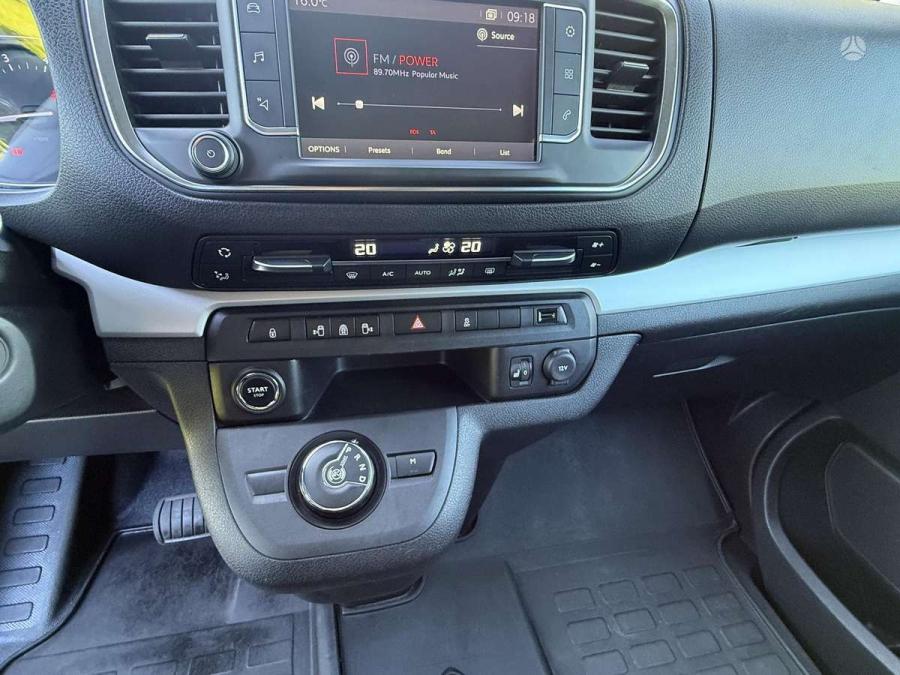 Black Citroen space-tourer 2016 in Kelme, with an engine capacity of 2.00 L and mileage of 187 thousand km for 16500 €, photo 15 on AUTOMOTO.COM.LV