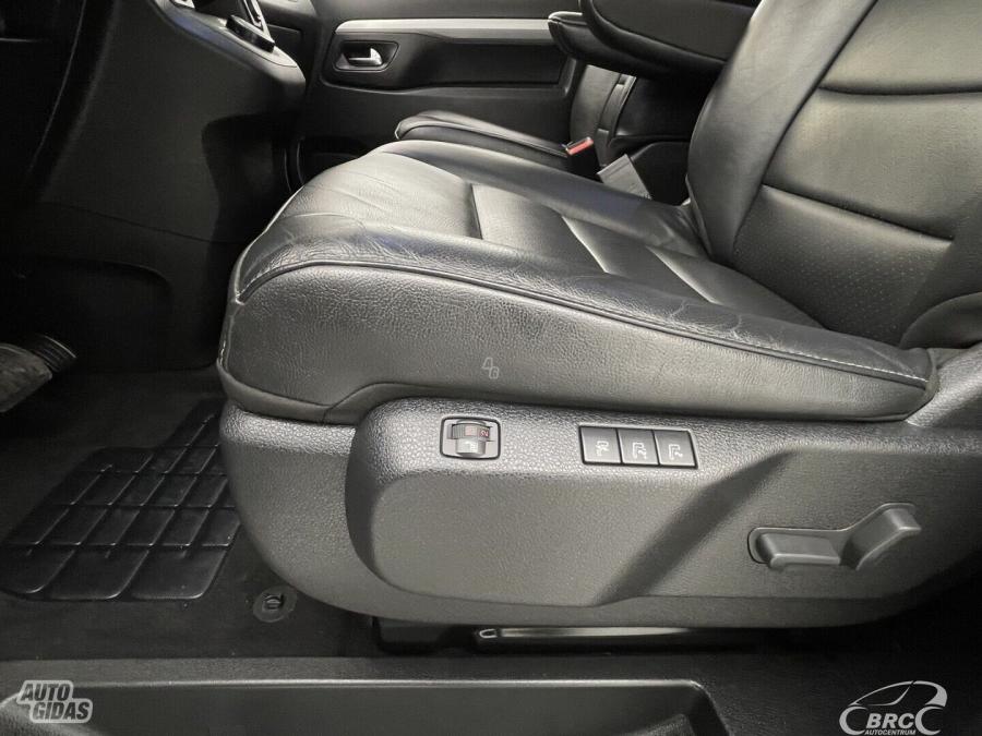 Черный Ситроен Space Tourer 2022 в Авиженяй, объемом двигателя 2.00 л и пробегом 75 тыс. км за 27900 €, фото 28 на AUTOMOTO.COM.LV