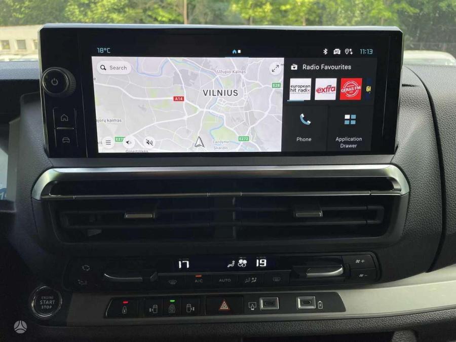 Black Citroen space-tourer 2025 in Vilnius, with an engine capacity of 2.00 L and mileage of 34 thousand km for 37500 €, photo 18 on AUTOMOTO.COM.LV