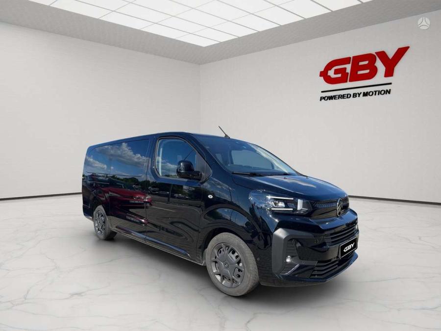Black Citroen space-tourer 2025 in Vilnius, with an engine capacity of 2.00 L and mileage of 55 thousand km for 31000 €, photo 8 on AUTOMOTO.COM.LV