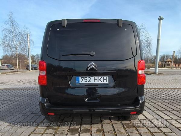 Black Citroen space-tourer 2018 in Tartu, with an engine capacity of 2.00 L and mileage of 172 thousand km for 22000 €, photo 4 on AUTOMOTO.COM.LV