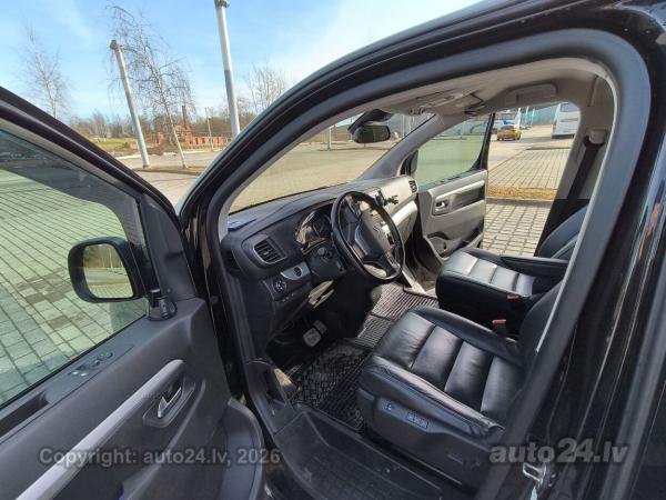 Black Citroen space-tourer 2018 in Tartu, with an engine capacity of 2.00 L and mileage of 172 thousand km for 22000 €, photo 10 on AUTOMOTO.COM.LV