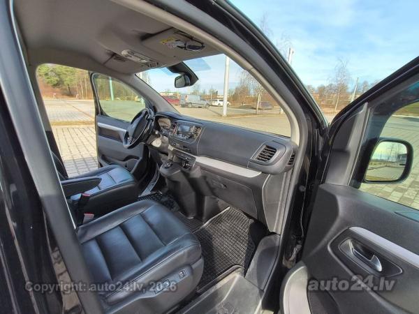 Melns Citroen space-tourer 2018 Tartu, ar dzinēja tilpumu 2.00 L un nobraukumu 172 tūkst. km par 22000 €, foto 11 vietnē AUTOMOTO.COM.LV