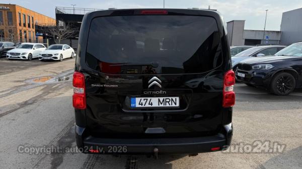Black Citroen space-tourer 2018 in Tallinn, with an engine capacity of 2.00 L and mileage of 164 thousand km for 22490 €, photo 9 on AUTOMOTO.COM.LV