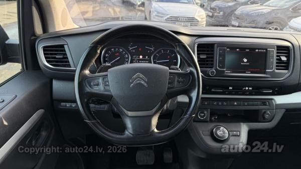 Black Citroen space-tourer 2018 in Tallinn, with an engine capacity of 2.00 L and mileage of 164 thousand km for 22490 €, photo 10 on AUTOMOTO.COM.LV