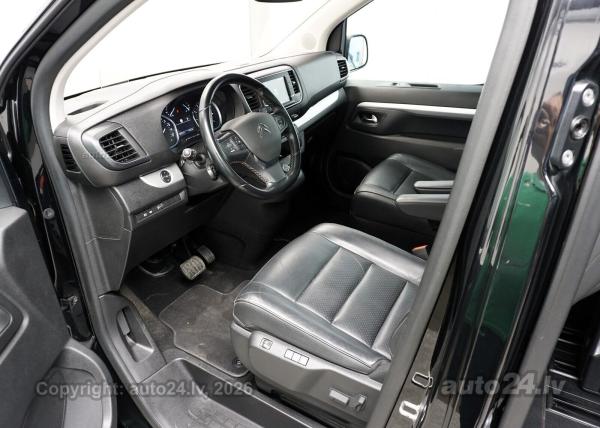 Black Citroen space-tourer 2020 in Tallinn, with an engine capacity of 2.00 L and mileage of 93 thousand km for 27900 €, photo 5 on AUTOMOTO.COM.LV