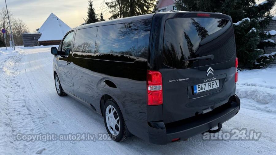 Black Citroen space-tourer 2021 in Tallinn, with an engine capacity of 2.00 L and mileage of 68 thousand km for 25500 €, photo 6 on AUTOMOTO.COM.LV