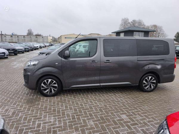 Brown Citroen space-tourer 2017 in Taurage, with an engine capacity of 2.00 L and mileage of 252 thousand km for 15800 €, photo 5 on AUTOMOTO.COM.LV
