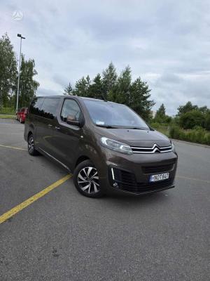 Brown Citroen space-tourer 2018 in Vilnius, with an engine capacity of 2.00 L and mileage of 211 thousand km for 16500 €, photo  on AUTOMOTO.COM.LV