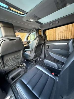 Brown Citroen space-tourer 2018 in Vilnius, with an engine capacity of 2.00 L and mileage of 211 thousand km for 16500 €, photo 13 on AUTOMOTO.COM.LV