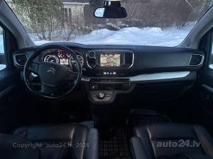 Brūns Citroen space-tourer 2019 Tallina, ar dzinēja tilpumu 2.00 L un nobraukumu 246 tūkst. km par 23000 €, foto 3 vietnē AUTOMOTO.COM.LV