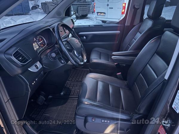 Brūns Citroen space-tourer 2019 Tallina, ar dzinēja tilpumu 2.00 L un nobraukumu 246 tūkst. km par 23000 €, foto 8 vietnē AUTOMOTO.COM.LV