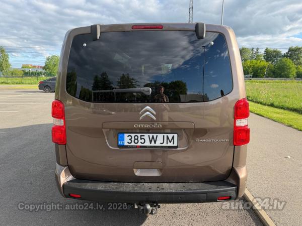 Brūns Citroen space-tourer 2019 Jehvi, ar dzinēja tilpumu 2.00 L un nobraukumu 118 tūkst. km par 28000 €, foto 5 vietnē AUTOMOTO.COM.LV