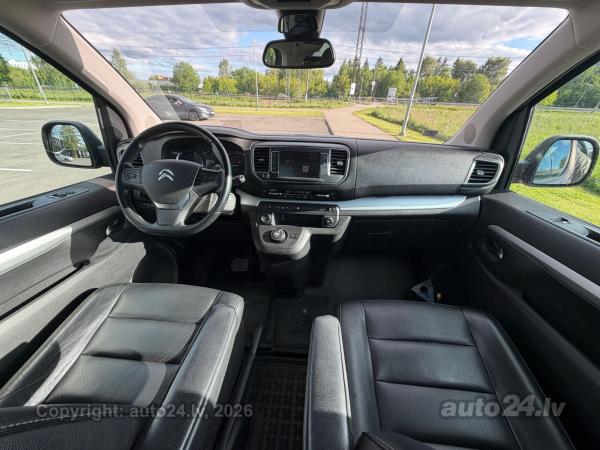 Brūns Citroen space-tourer 2019 Jehvi, ar dzinēja tilpumu 2.00 L un nobraukumu 118 tūkst. km par 28000 €, foto 7 vietnē AUTOMOTO.COM.LV