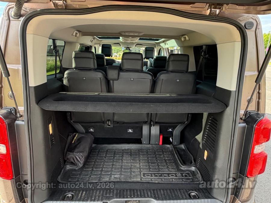 Brūns Citroen space-tourer 2019 Jehvi, ar dzinēja tilpumu 2.00 L un nobraukumu 118 tūkst. km par 28000 €, foto 12 vietnē AUTOMOTO.COM.LV