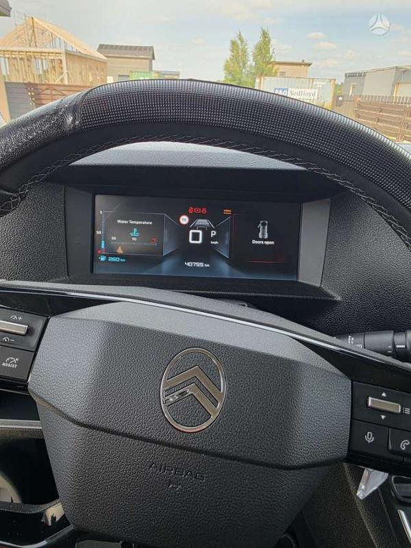 Zaļš Citroen space-tourer 2025 Mažeikiai, ar dzinēja tilpumu 2.00 L un nobraukumu 41 tūkst. km par 31000 €, foto 5 vietnē AUTOMOTO.COM.LV