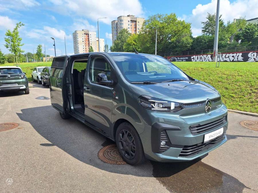 Zaļš Citroen space-tourer 2026 Viļņa, ar dzinēja tilpumu 2.18 L un nobraukumu 10 tūkst. km par 43510 €, foto 3 vietnē AUTOMOTO.COM.LV