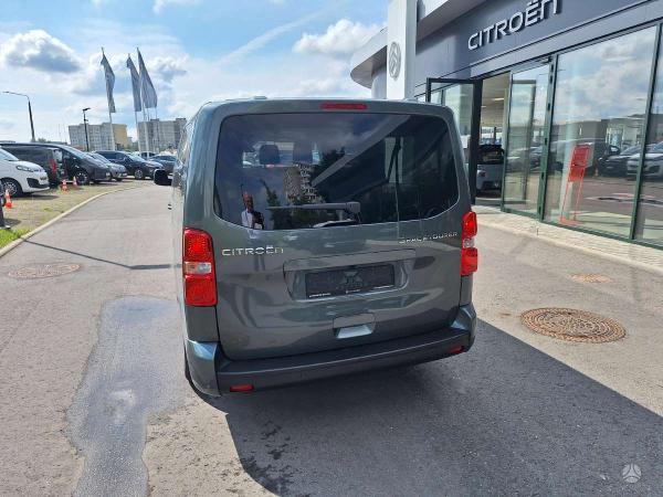 Zaļš Citroen space-tourer 2026 Viļņa, ar dzinēja tilpumu 2.18 L un nobraukumu 10 tūkst. km par 43510 €, foto 5 vietnē AUTOMOTO.COM.LV