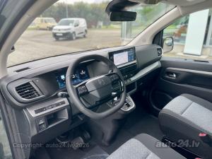 Zaļš Citroen space-tourer 2026 Jehvi, ar dzinēja tilpumu 2.20 L un nobraukumu 0 tūkst. km par 47046 €, foto 12 vietnē AUTOMOTO.COM.LV