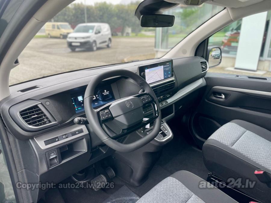 Zaļš Citroen space-tourer 2026 Jehvi, ar dzinēja tilpumu 2.20 L un nobraukumu 0 tūkst. km par 47046 €, foto 12 vietnē AUTOMOTO.COM.LV