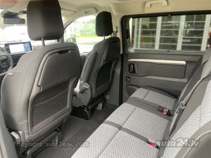 Zaļš Citroen space-tourer 2026 Jehvi, ar dzinēja tilpumu 2.20 L un nobraukumu 0 tūkst. km par 47046 €, foto 17 vietnē AUTOMOTO.COM.LV