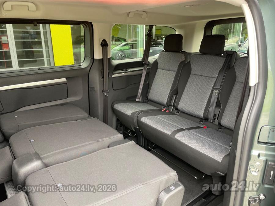 Zaļš Citroen space-tourer 2026 Jehvi, ar dzinēja tilpumu 2.20 L un nobraukumu 0 tūkst. km par 47046 €, foto 19 vietnē AUTOMOTO.COM.LV