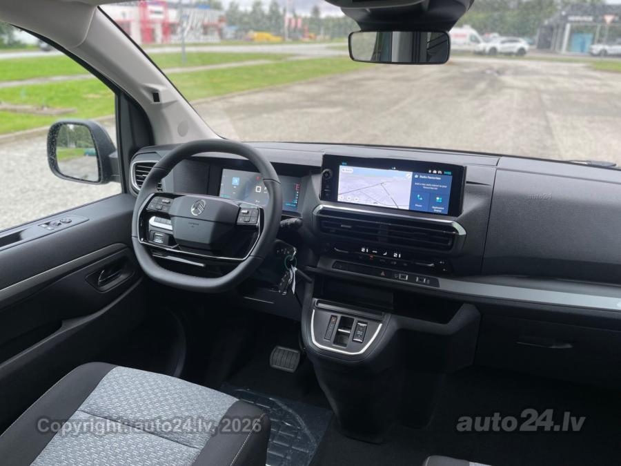Zaļš Citroen space-tourer 2026 Jehvi, ar dzinēja tilpumu 2.20 L un nobraukumu 0 tūkst. km par 47046 €, foto 22 vietnē AUTOMOTO.COM.LV
