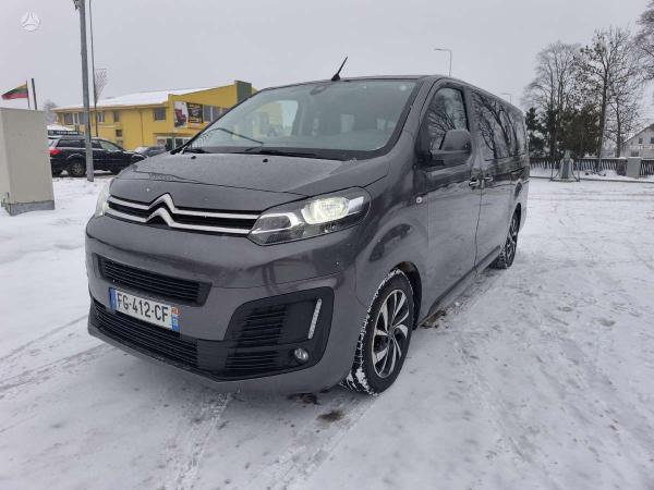 Pelēks Citroen space-tourer 2017 Tauragė, ar dzinēja tilpumu 2.00 L un nobraukumu 254 tūkst. km par 15200 €, foto 2 vietnē AUTOMOTO.COM.LV