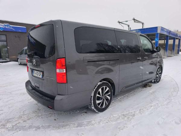 Pelēks Citroen space-tourer 2017 Tauragė, ar dzinēja tilpumu 2.00 L un nobraukumu 254 tūkst. km par 15200 €, foto 7 vietnē AUTOMOTO.COM.LV
