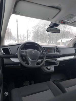 Grey Citroen space-tourer 2017 in Taurage, with an engine capacity of 2.00 L and mileage of 254 thousand km for 15200 €, photo 13 on AUTOMOTO.COM.LV