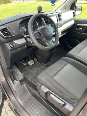 Grey Citroen space-tourer 2019 in Rokiskis, with an engine capacity of 2.00 L and mileage of 273 thousand km for 19850 €, photo 8 on AUTOMOTO.COM.LV