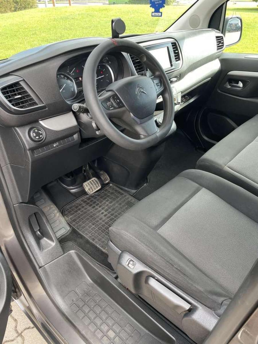 Grey Citroen space-tourer 2019 in Rokiskis, with an engine capacity of 2.00 L and mileage of 273 thousand km for 19850 €, photo 8 on AUTOMOTO.COM.LV