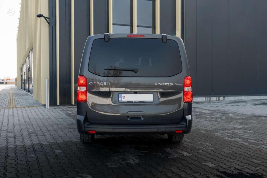 Grey Citroen space-tourer 2025 in Klaipeda, with an engine capacity of 2.00 L and mileage of 20 thousand km for 32500 €, photo 5 on AUTOMOTO.COM.LV