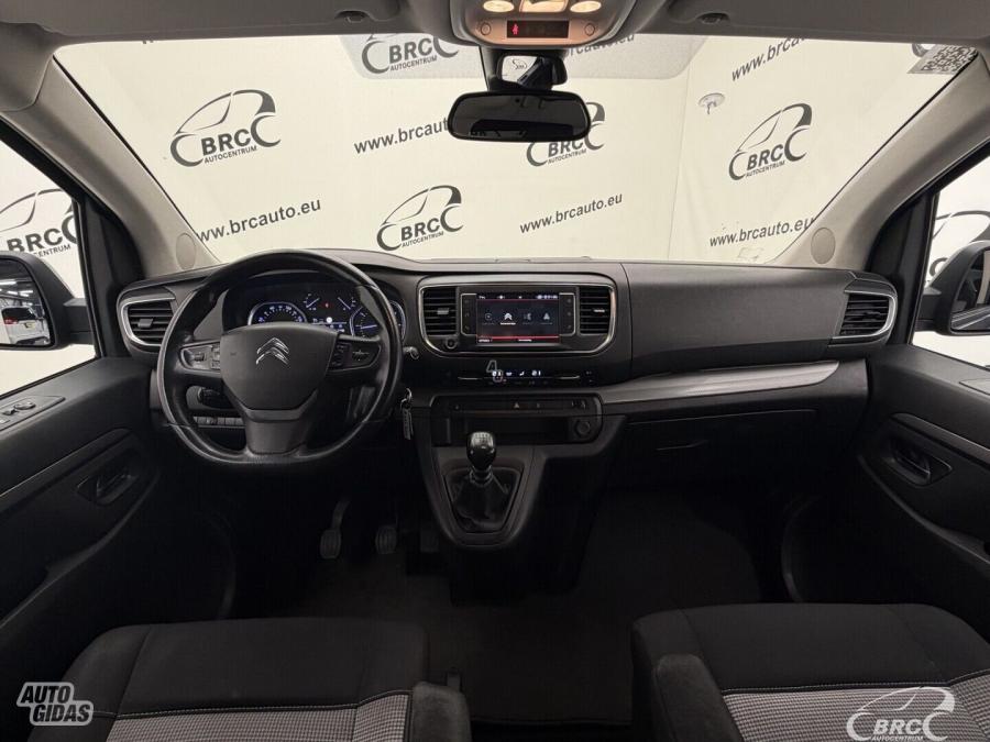 Pelēks Citroen space-tourer 2018 Avižieniai, ar dzinēja tilpumu 2.00 L un nobraukumu 281 tūkst. km par 12900 €, foto 3 vietnē AUTOMOTO.COM.LV