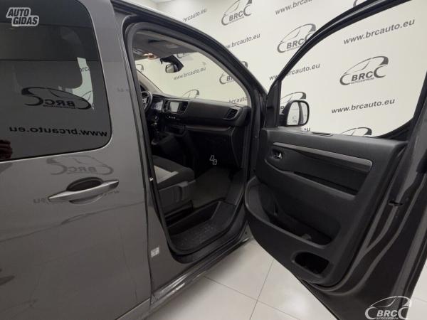 Pelēks Citroen space-tourer 2018 Avižieniai, ar dzinēja tilpumu 2.00 L un nobraukumu 281 tūkst. km par 12900 €, foto 7 vietnē AUTOMOTO.COM.LV