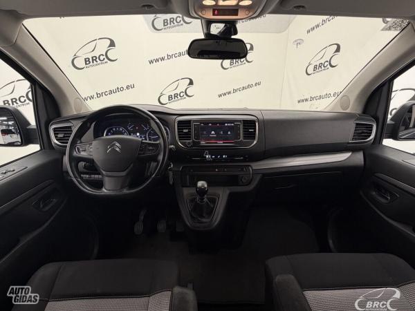 Pelēks Citroen space-tourer 2018 Avižieniai, ar dzinēja tilpumu 2.00 L un nobraukumu 281 tūkst. km par 12900 €, foto 3 vietnē AUTOMOTO.COM.LV