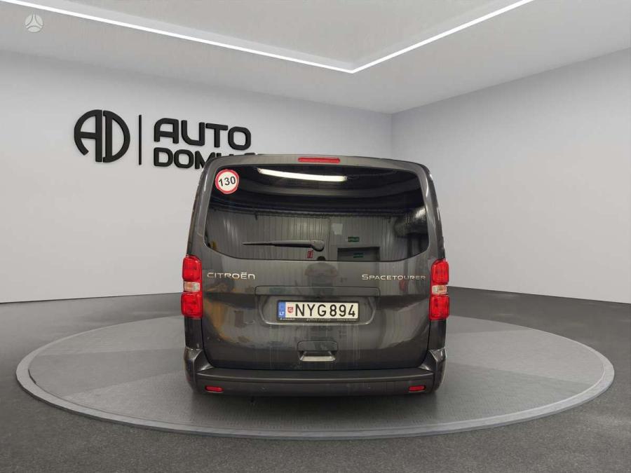 Pelēks Citroen space-tourer 2025 Klaipėda, ar dzinēja tilpumu 2.00 L un nobraukumu 42 tūkst. km par 30734 €, foto 6 vietnē AUTOMOTO.COM.LV
