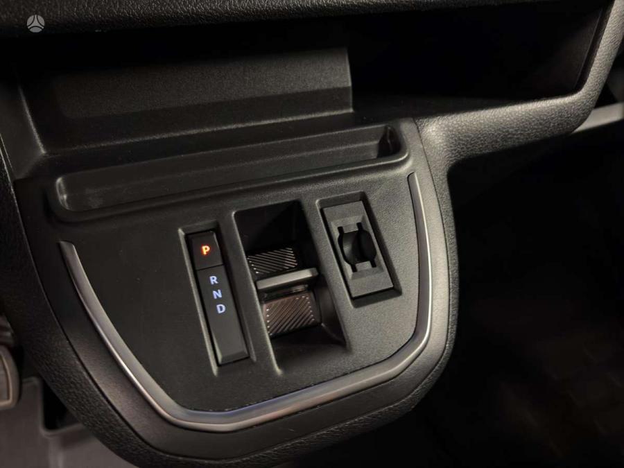 Pelēks Citroen space-tourer 2025 Klaipėda, ar dzinēja tilpumu 2.00 L un nobraukumu 42 tūkst. km par 30734 €, foto 13 vietnē AUTOMOTO.COM.LV