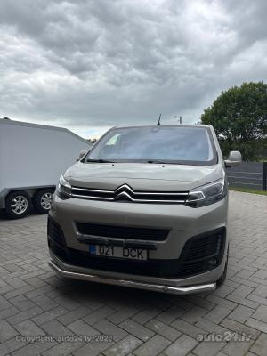 Pelēks Citroen space-tourer 2019 Pērnava, ar dzinēja tilpumu 2.00 L un nobraukumu 159 tūkst. km par 29900 €, foto  vietnē AUTOMOTO.COM.LV