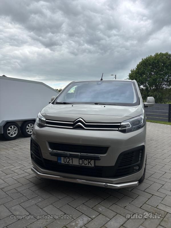Серый Ситроен Space Tourer 2019 в Пярну, объемом двигателя 2.00 л и пробегом 159 тыс. км за 29900 €, фото 1 на AUTOMOTO.COM.LV