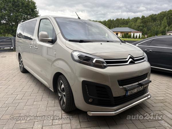 Серый Ситроен Space Tourer 2019 в Пярну, объемом двигателя 2.00 л и пробегом 159 тыс. км за 29900 €, фото 2 на AUTOMOTO.COM.LV
