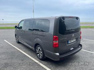 Pelēks Citroen space-tourer 2020 Tallina, ar dzinēja tilpumu 1.50 L un nobraukumu 142 tūkst. km par 19900 €, foto 4 vietnē AUTOMOTO.COM.LV