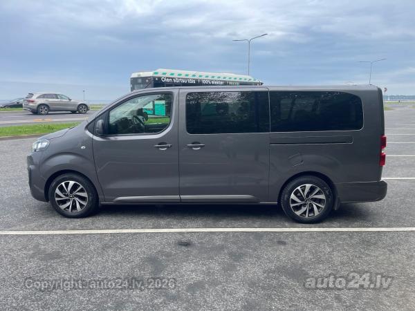 Grey Citroen space-tourer 2020 in Tallinn, with an engine capacity of 1.50 L and mileage of 142 thousand km for 19900 €, photo 5 on AUTOMOTO.COM.LV